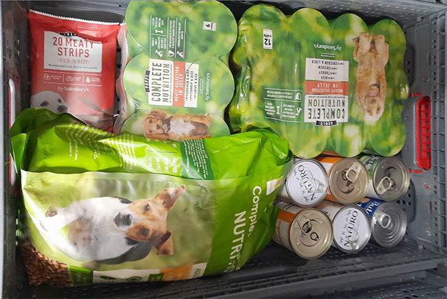 Pet food at food banks | Bath Cats & Dogs Home